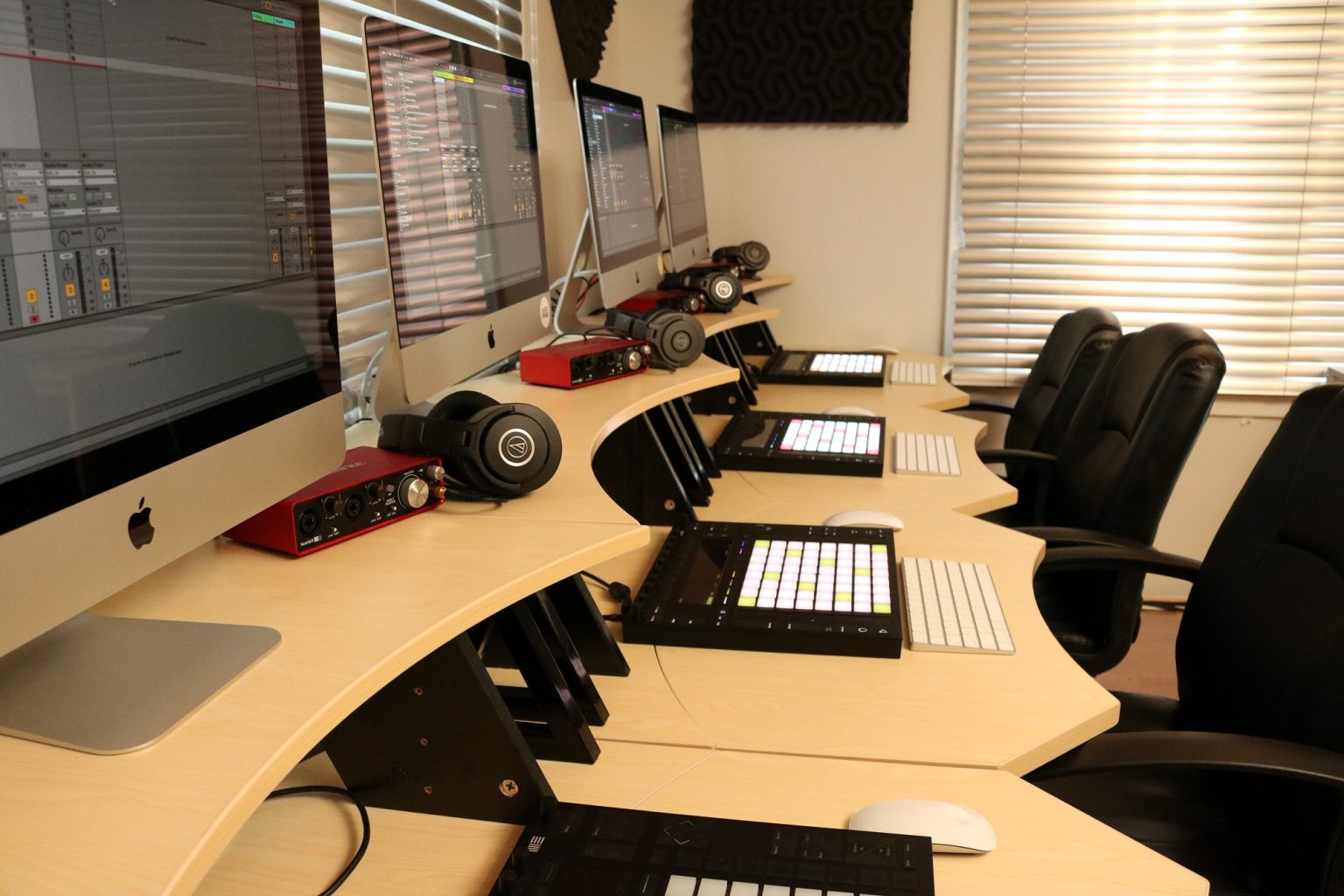 Music Production Course – Deckademics
